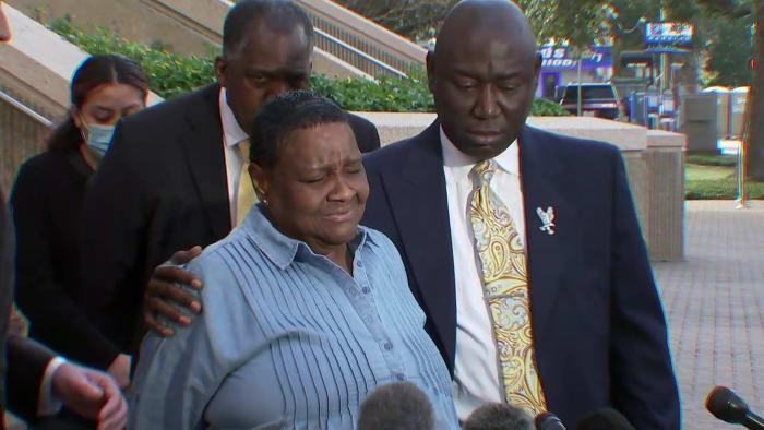 Nearly 100 lawsuits now filed in connection to Astroworld Festival