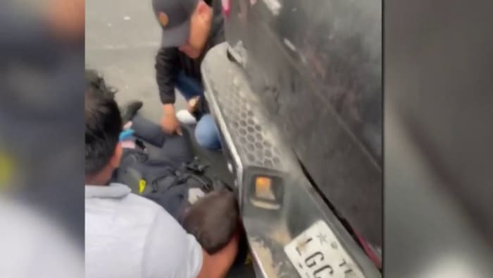 Good Samaritan rushes to help officer during shootout in SW Houston