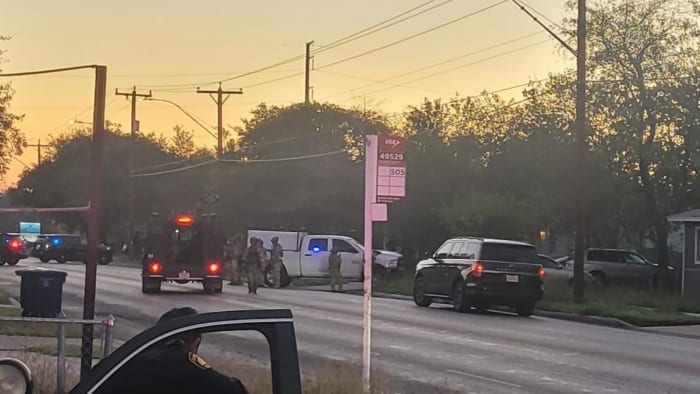 ‘Come out with your hands up!’: Neighbors startled by FBI, police ...