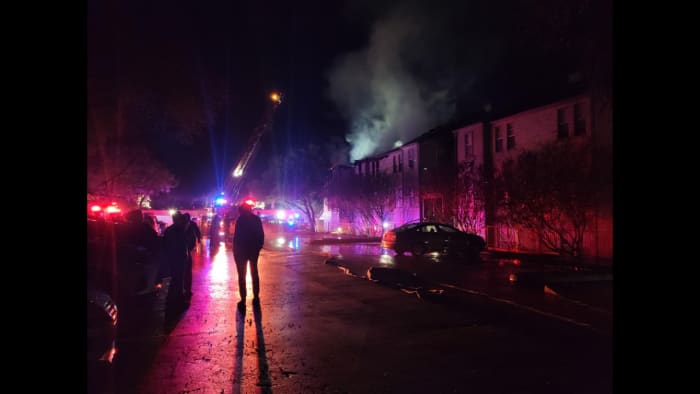 Firefighters battle fire at 3-story apartment building on Northwest Side