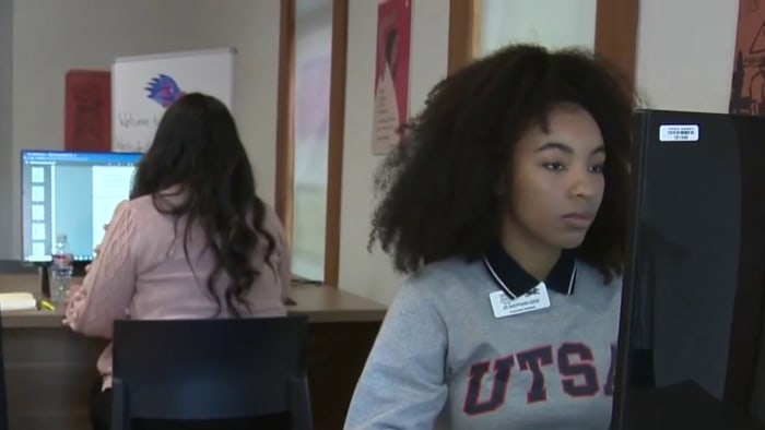 UTSA program aims to bridge digital divide for West Side residents