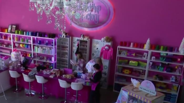 After 10 years, ‘Friendship Factory’ still delivering smiles and sparkles