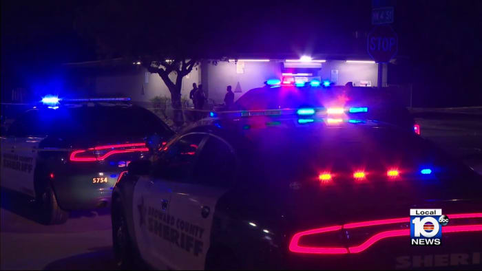 Bso Pompano Beach Shooting Leaves 2 Dead 1 In Custody
