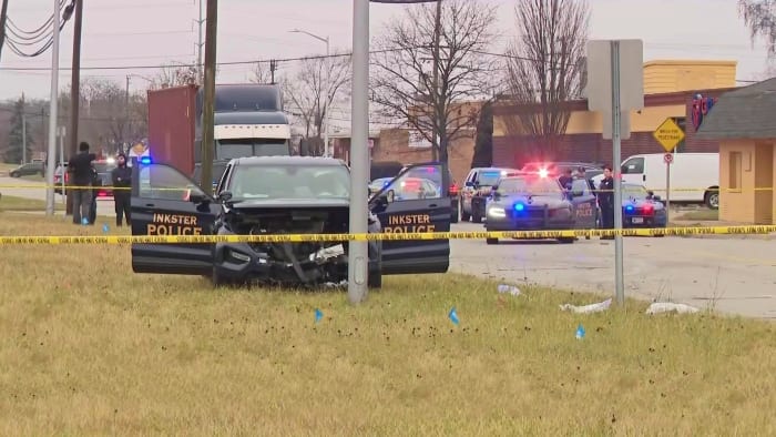 2 cops, 3rd man hurt in Inkster crash