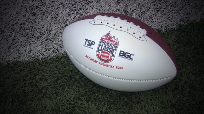 Coldopen for pregame show of 2022 KSAT Pigskin Classic Reagan vs ...