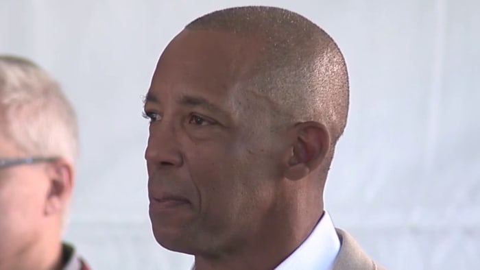 Spurs legend Sean Elliott marks kidney transplant milestone