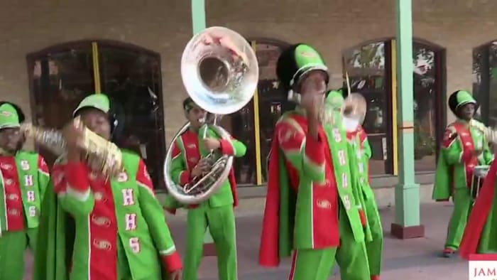 Sam Houston HS Marching Band back kicks off SA Live after 10 years