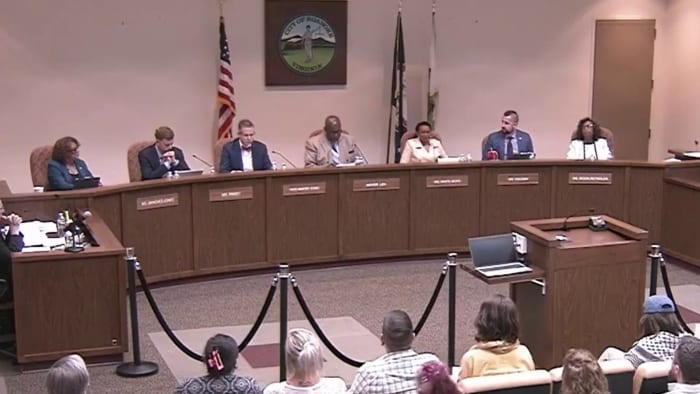 Roanoke City Manager Bob Cowell resigns