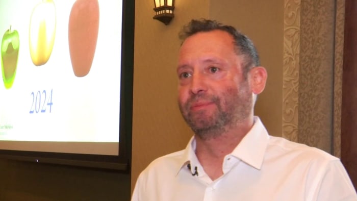 Matt Neale wins Golden Apple Teacher of the Year