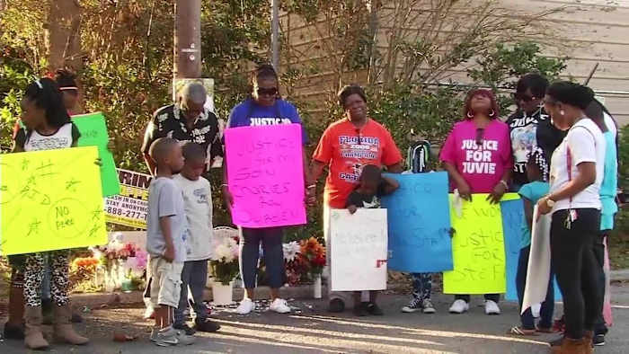 Family of Charles Durden calls for Justice