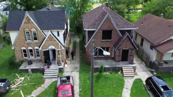 Home renovations aim to revitalize neighborhoods on Detroit’s west side