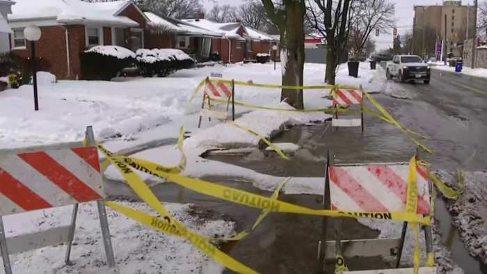 Cold weather, aging pipes lead to multiple water main breaks in Detroit