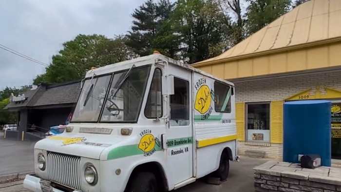 Deb’s Frozen Lemonade Cocktail Balls Are Back