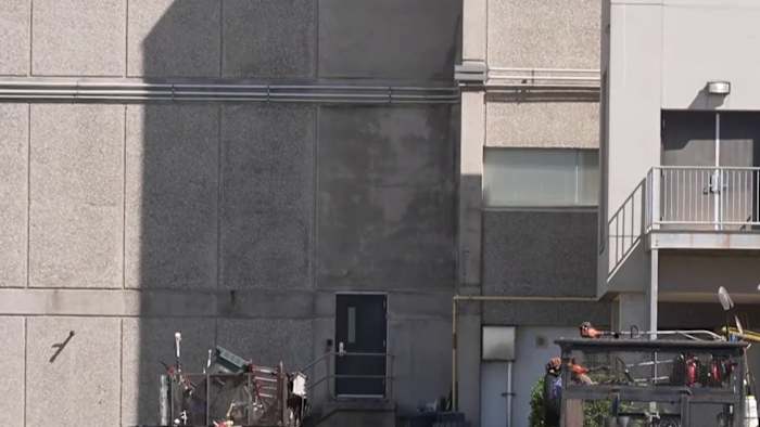 Learn the story behind how this creepy face appeared on the wall of a ...