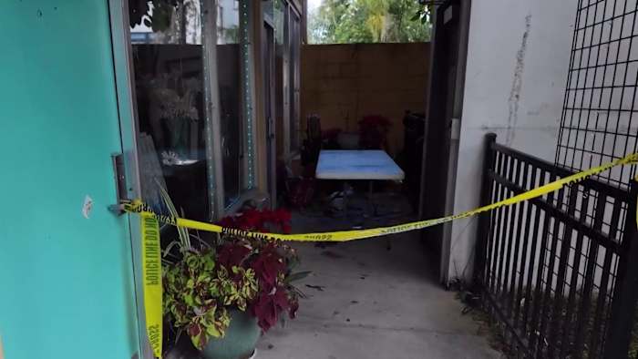 Man with rifle shot, killed by Orlando police, chief says