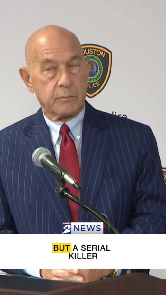 Houston Mayor John Whitmire addresses serial killer rumors after bodies ...