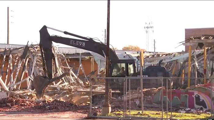 Demolition begins for partially collapsed building that closed Main Street