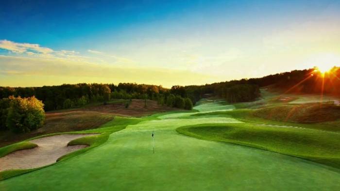 Swing into Spring: Tee Off the Golf Season at Treetops Resort