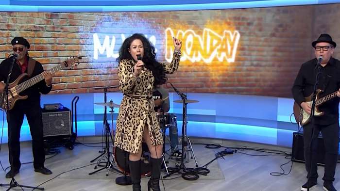 Laura Rain and The Caesars on Live In The D