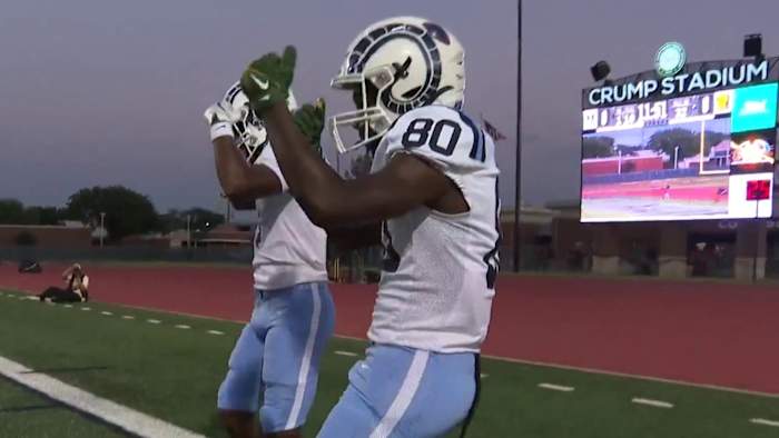 Elsik takes down Hastings 27-18 in huge rivalry win