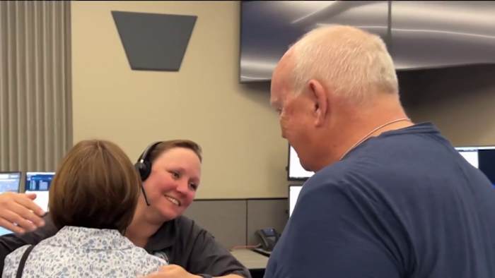 From panic to power: How a 911 dispatcher used CPR training to save man ...