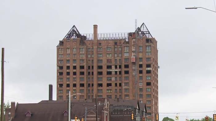 Lighthouse breaks ground on affordable housing project in Pontiac