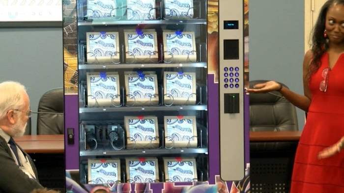 Las Vegas rolls out first needle vending machine
