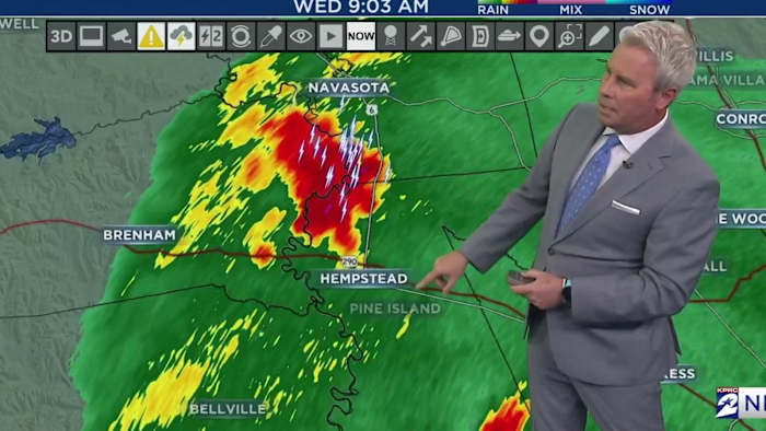 LIVE UPDATES: Heaviest rain and storms move east of Houston