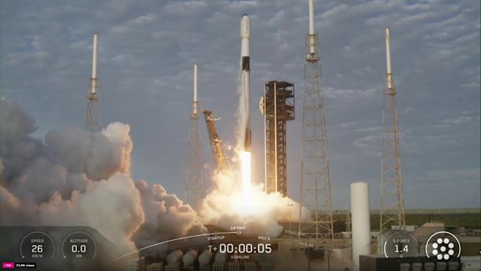 spacex shuttle launch today