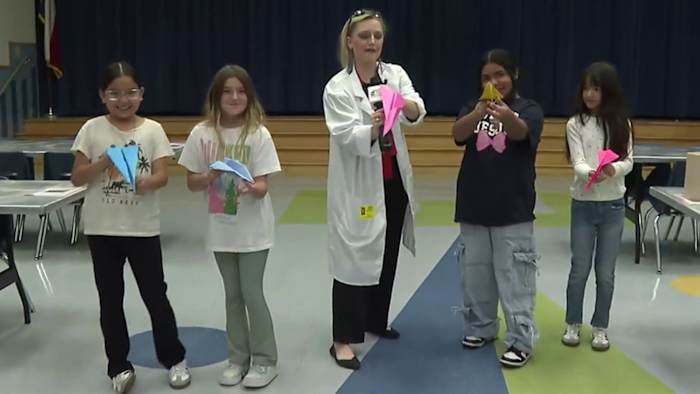 🧪 Science with Sarah: Paper Airplane Launchers ️