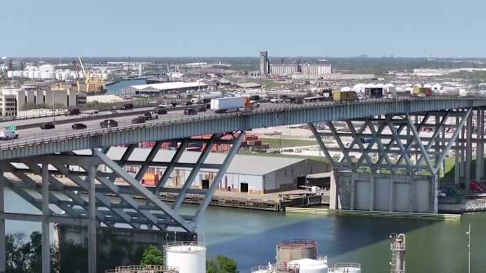 NTSB report identifies 3 Harris County bridges possibly at risk from ...