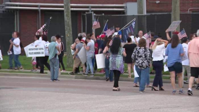 Houston Methodist employees protest vaccine requirement