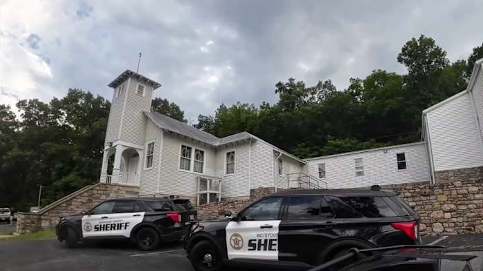 Suspect taken into custody after armed standoff in Botetourt County ...