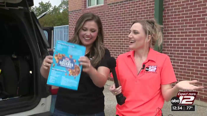 KSAT meteorologists Mia Montgomery and Sarah Spivey make a solar ...