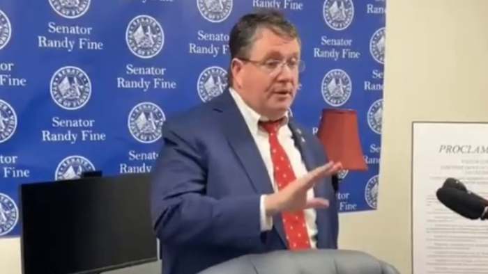 Florida state senator introduces bill to prohibit undocumented students ...