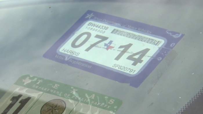 ASK 2 Traffic: Reporting an uninspected, out of registration vehicle