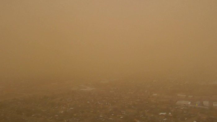 VIDEO: High winds cause dust storm, extreme fire danger in Texas Panhandle