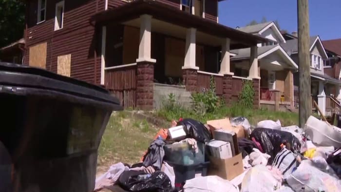Growing trash pile on Detroit’s west side draws pests, hazards to ...