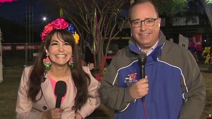 KSAT12 anchors Mark Austin, Stephanie Serna provide preview of Battle ...