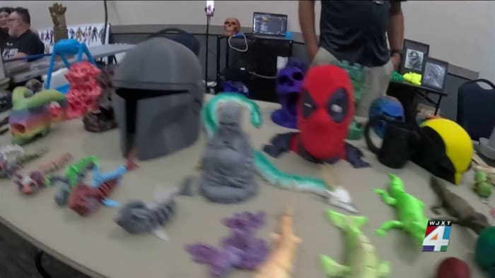 Hundreds unleash their inner superhero during First Coast Comic Con at UNF