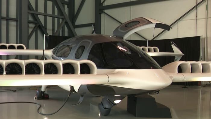 ‘Something groundbreaking:’ World’s fully electric jet debuts in Houston