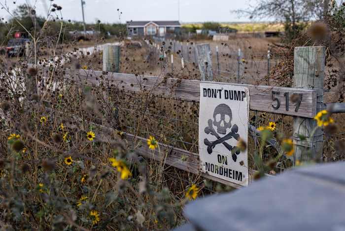Bill would stop Texas oil drillers from secretly burying toxic waste on ...