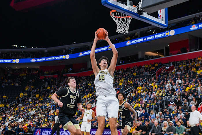 No. 6 Michigan basketball holds on in OT thriller at LCA, edges Wake ...