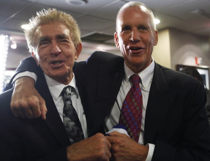 Gene Shue, All-Star player and Coach of the Year, dies at 90