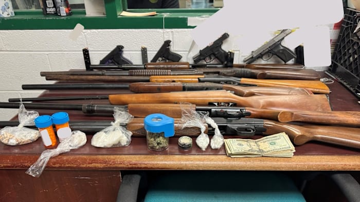 Detroit police seize over $10,000 in narcotics during drug bust