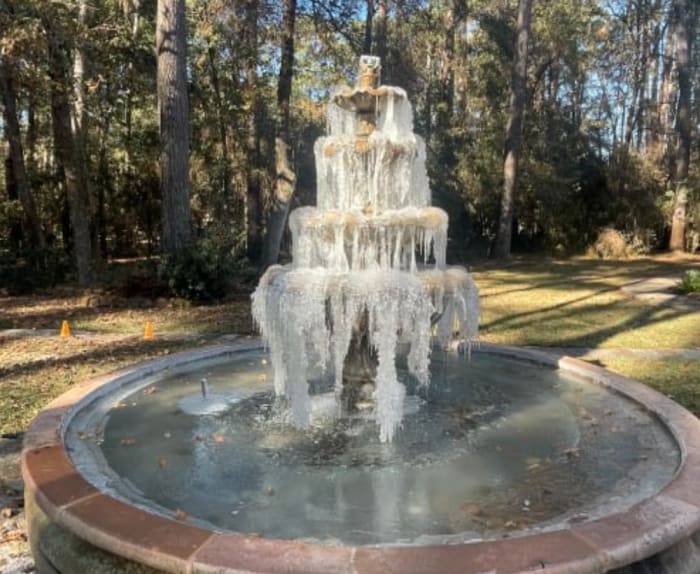 These photos show just how cold and frozen it was in Texas