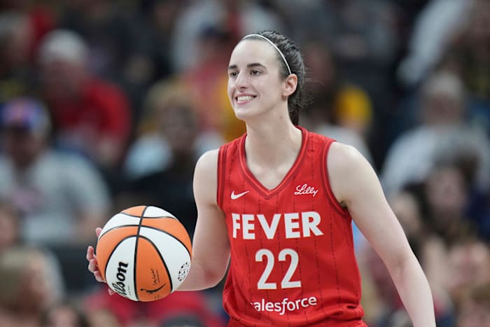 Caitlin Clark scores 21 points, gives the Fever a brief scare in her ...