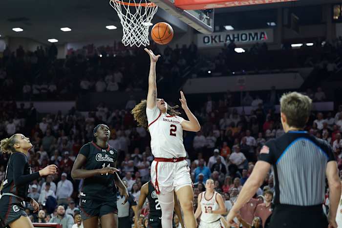 Chavez scores 15 of her 26 points in overtime as No. 16 Oklahoma stuns ...