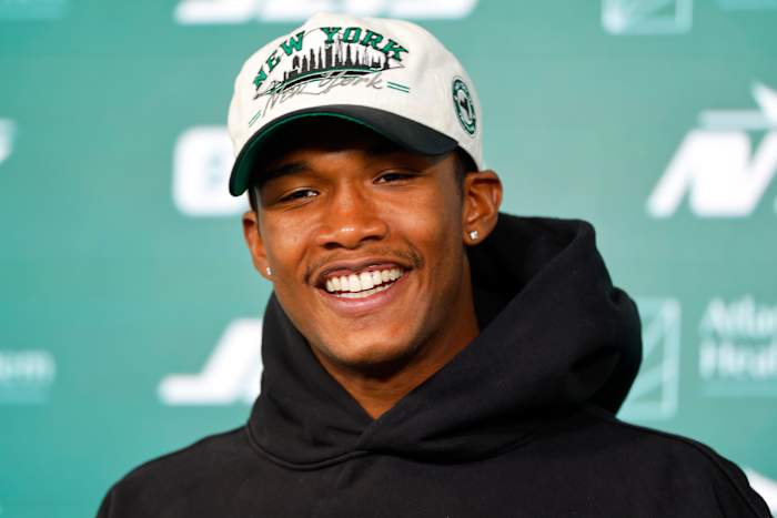 Jets and receiver Garrett Wilson agree on a 4-year, $130M contract ...