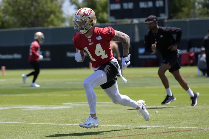 Former Florida receiver Ricky Pearsall shot during robbery attempt in ...